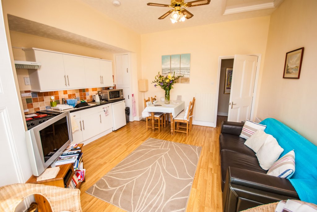 Headon Warren - West Wight Holidays - self catering cottages on the ...