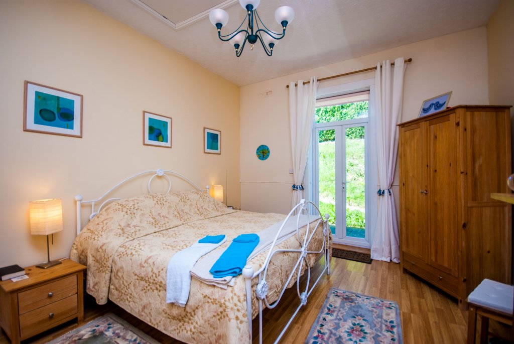 Headon Warren - West Wight Holidays - self catering cottages on the ...